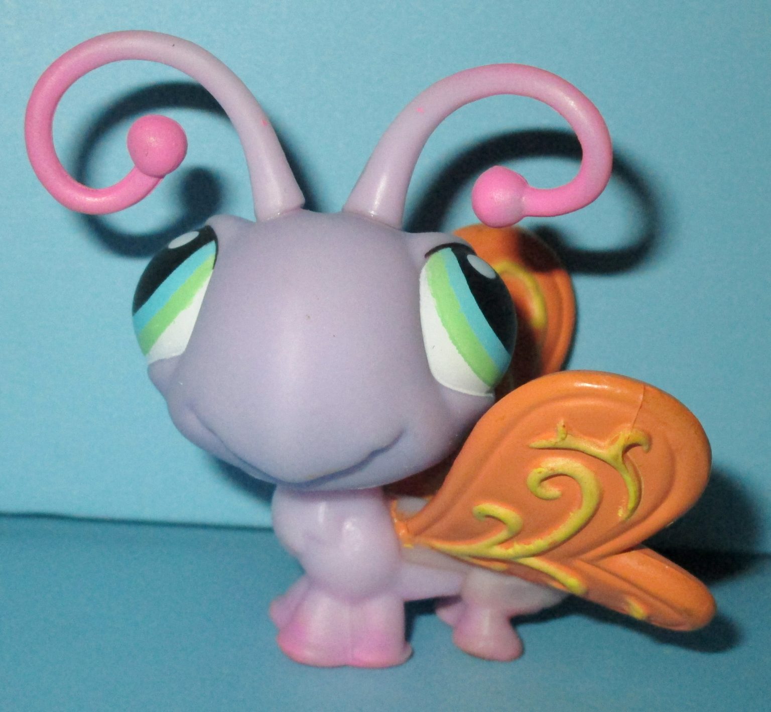 Littlest Pet Shop G2 Bugs Butterfly 1 - Toy Sisters
