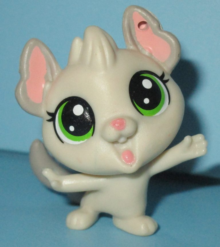 Littlest Pet Shop #136 (again) Chenille Chilla - Toy Sisters