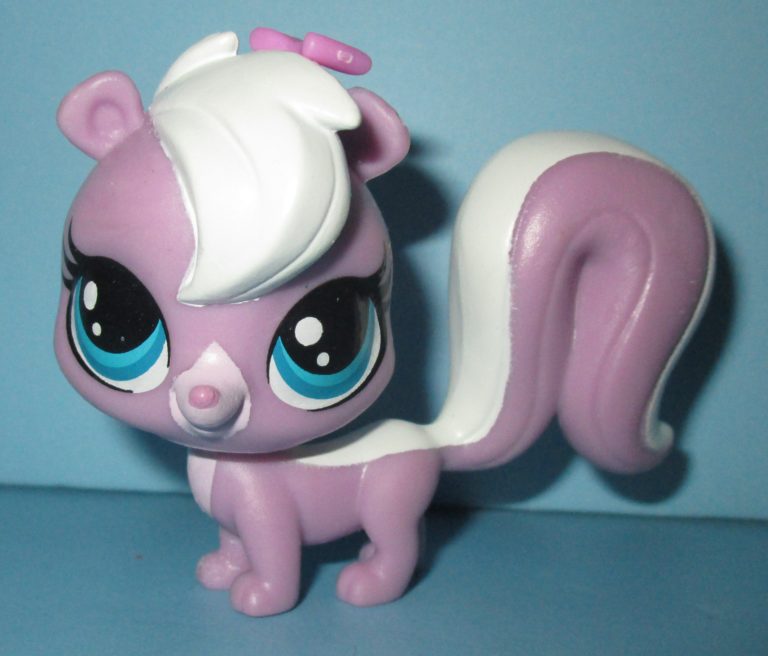 Littlest Pet Shop #52 (again) Skyla L'Aroma - Toy Sisters