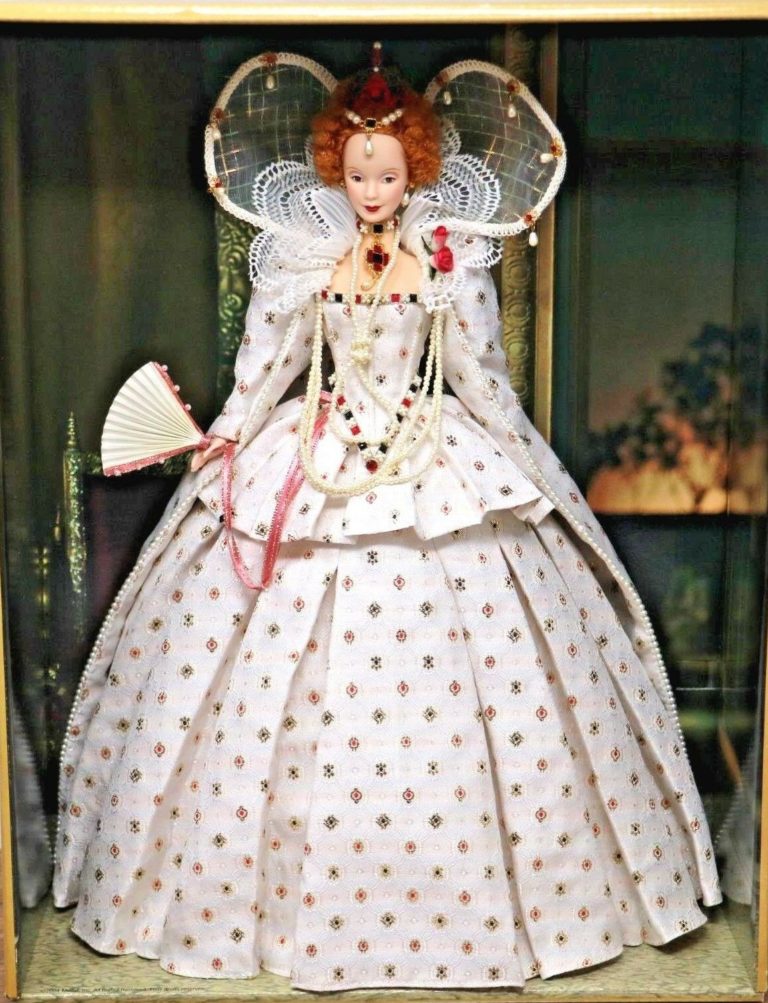 2004 Queen Elizabeth Barbie - Toy Sisters
