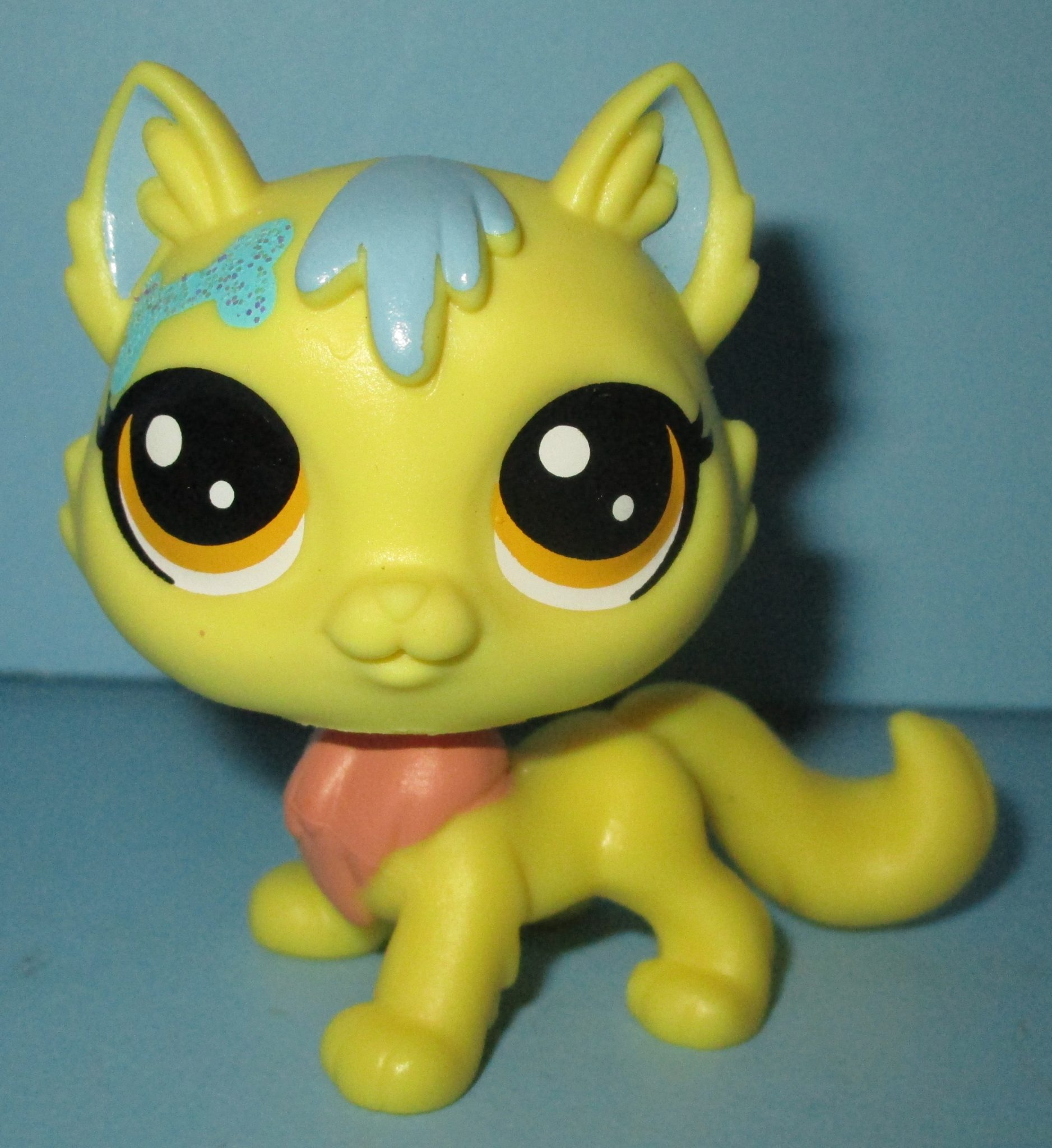 Littlest Pet Shop Lucky Pets Roll & Reveal Wave 2 Safi - Toy Sisters