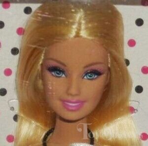 2012/2013 Budget Chic Pinktastic Barbie (Bow on Shoulder) - Toy Sisters