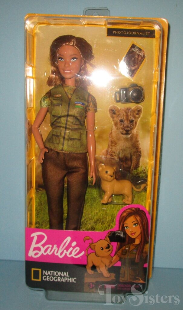 2018/2019 National Geographic Photojournalist Barbie (GDM46) - Toy Sisters