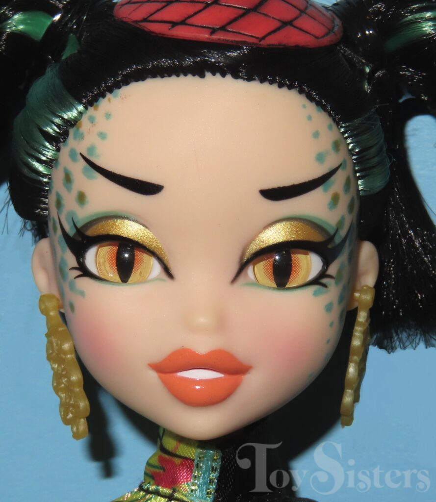 Bratzillaz Back to Magic Victoria Antique - Toy Sisters